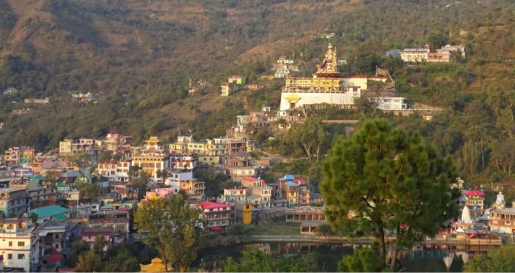 Bitte helft Lho Ontul Rinpoche die Einwohner von Tso Pema zu versorgen ...